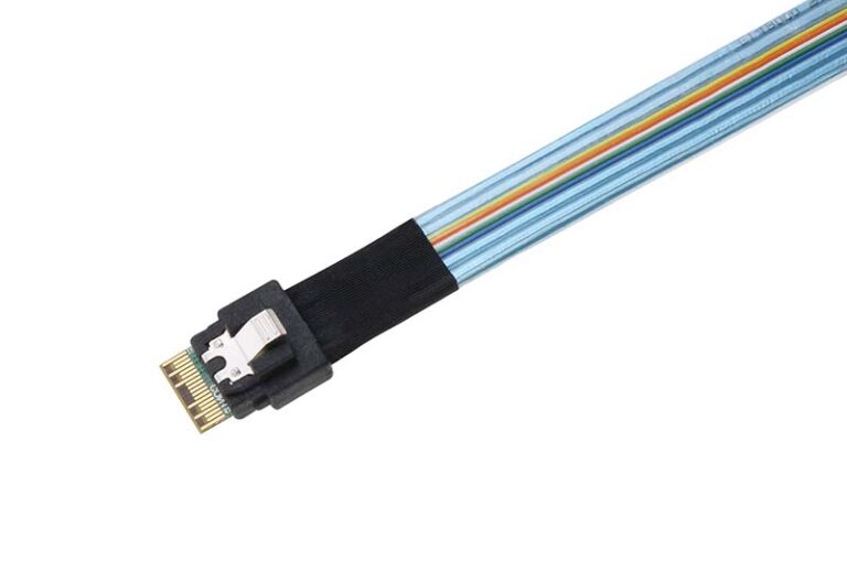 Slimline SAS 180° Cable | daec